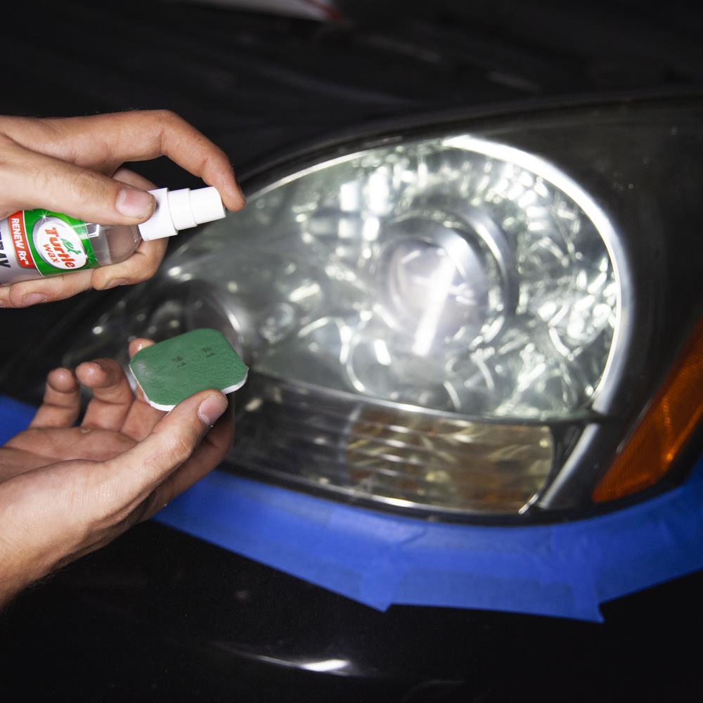 Turtle Wax Headlight Lens Restoration Kit